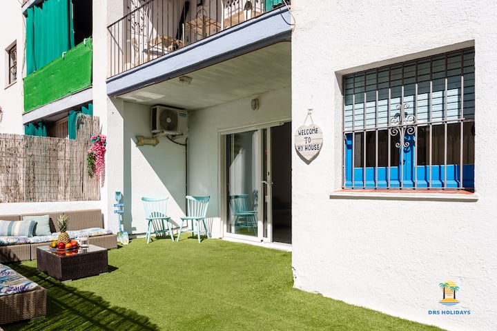 Blue Beach- 4 Bedrooms + Terrace - Lloret de Mar