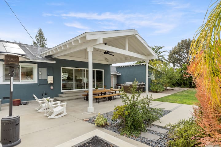 Stylish Ranch Retreat W/ Pool Sauna, & Cold Plunge - Thousand Oaks