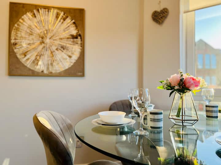 Chic & Cozy 2-bed Flat In Glasgow - Free Parking - Glasgow