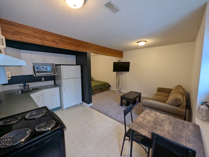 The Humble Abode - Castlegar