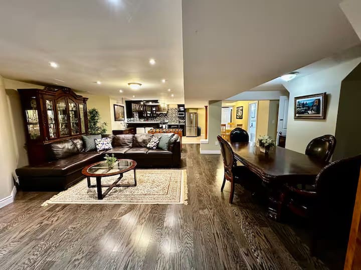 Lakeview Retreat | Cozy 3-bedroom Home W/ Parking - Burlington
