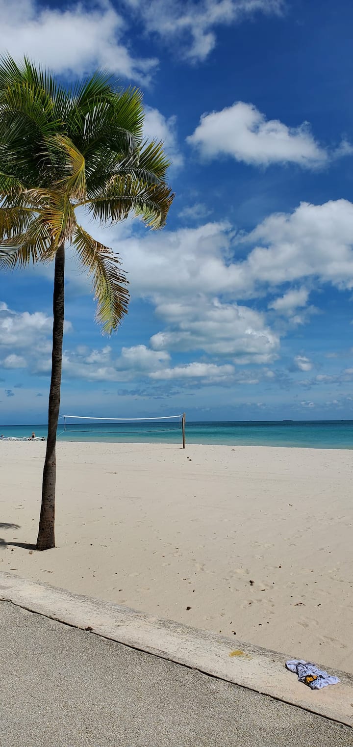 Beach Paradise Apartment Hollywood Beach - Hollywood, FL