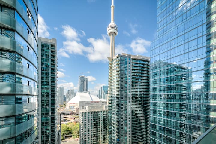 Fifa Location! Modern 2br With Stunning Cn Tower - Toronto