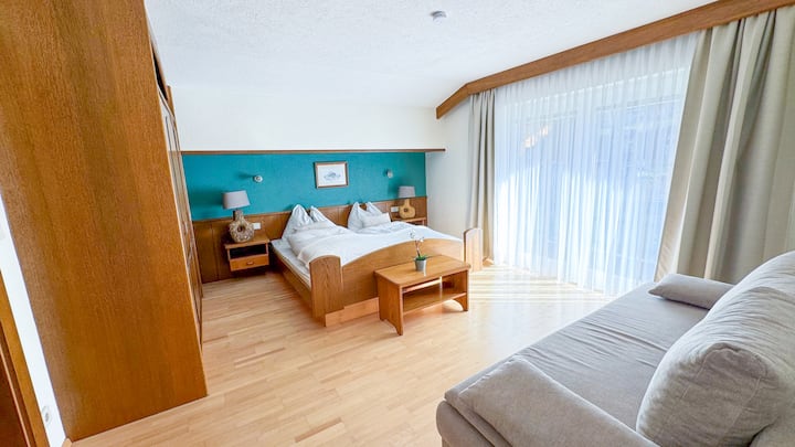 Stehe Auf In Unsere Kaisersuite - Bad Kleinkirchheim