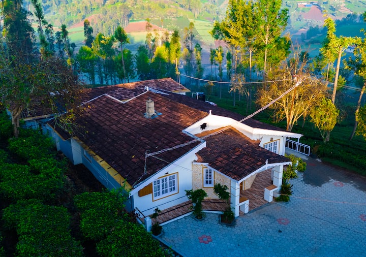 Heritage Bungalow In Tea‑estate | Ooty - Coonoor