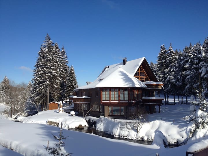 Schwarzwald Lodge Inselklause - Triberg im Schwarzwald