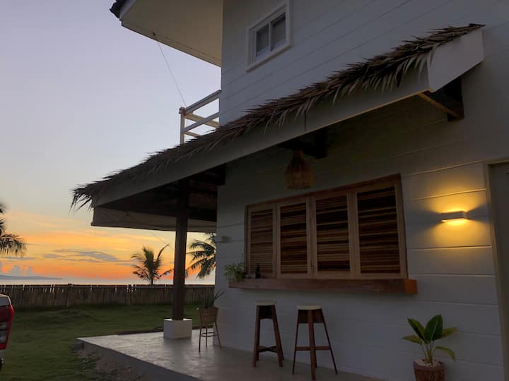 Tiny Cabin & Café In Mati City - Mati