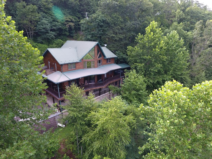 Miller Family Lodge - Cherokee, NC