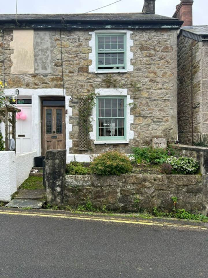Cornish Cottage In Helston - Helston