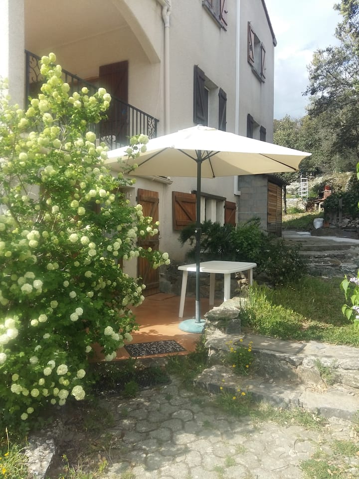 Rez-de-jardin Indépendant - Corte