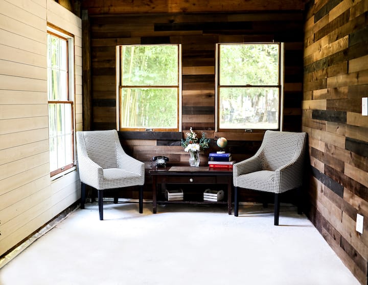 Cottage Studio Space - Northport, NY