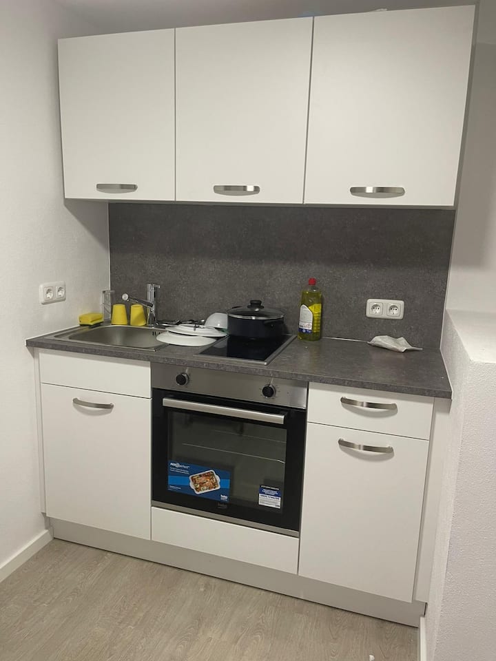 Mini-wohnung: Zimmer-küche-bad - Bayreuth