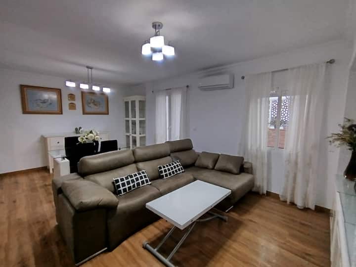 Ave 26, Piso Junto A La Playa - Cádiz