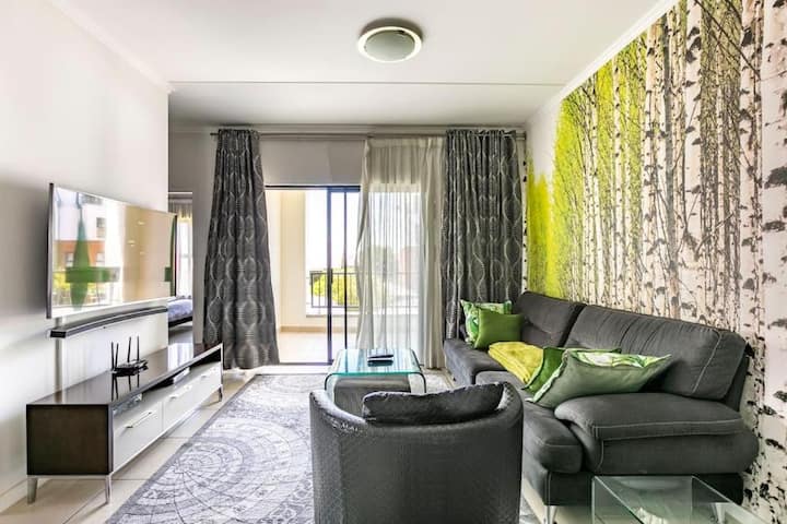 Serene Escape - Edenvale