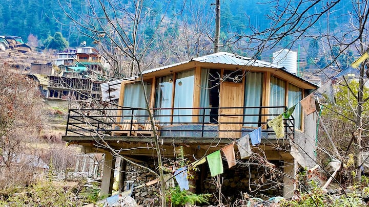 Riverfront Treehouse Jibhi - Jibhi