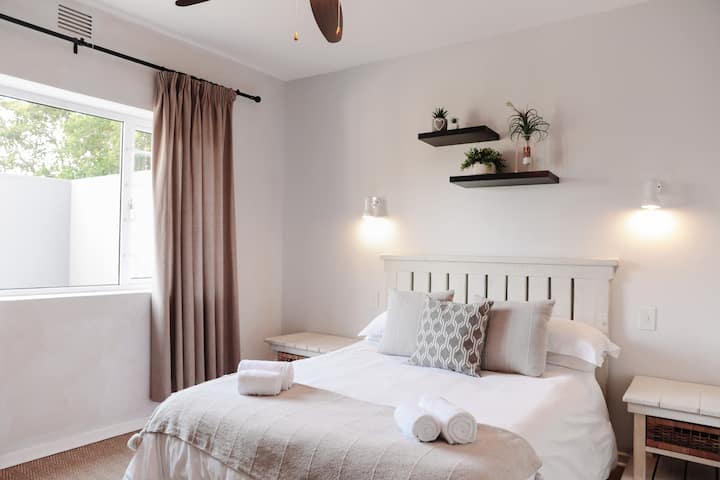 The Glade, Amblewood Guesthouse - Kenton-on-Sea