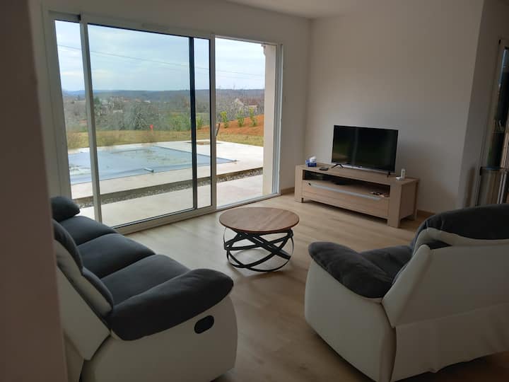 Gîte Chez Louise 
Avec Piscine - Gourdon