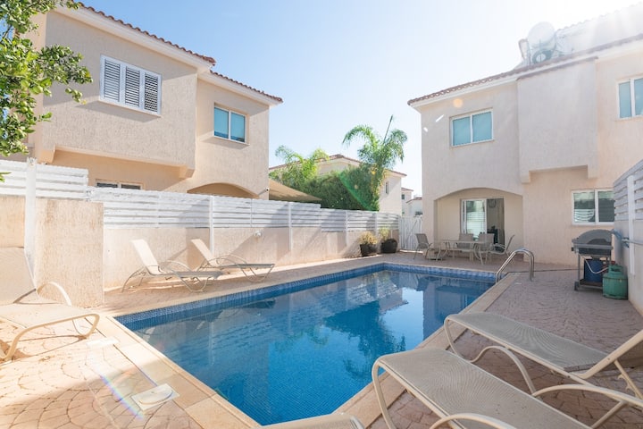 Pernera Gardens Villa Ekaterina - Паралимни