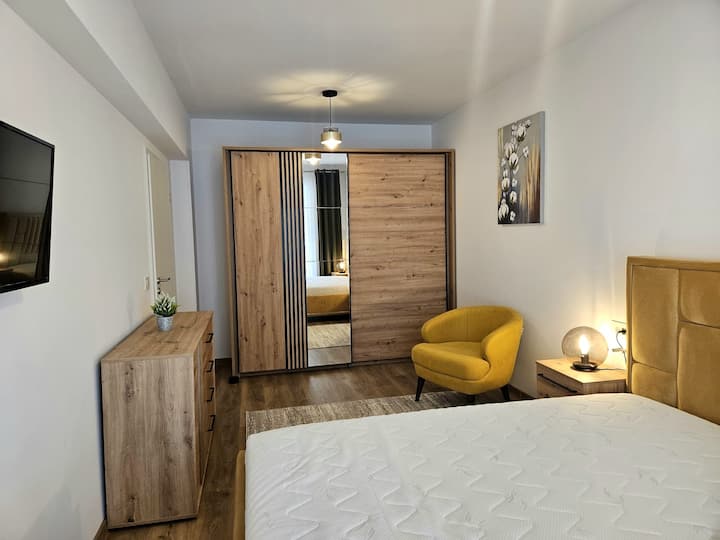 Angela House - Racova