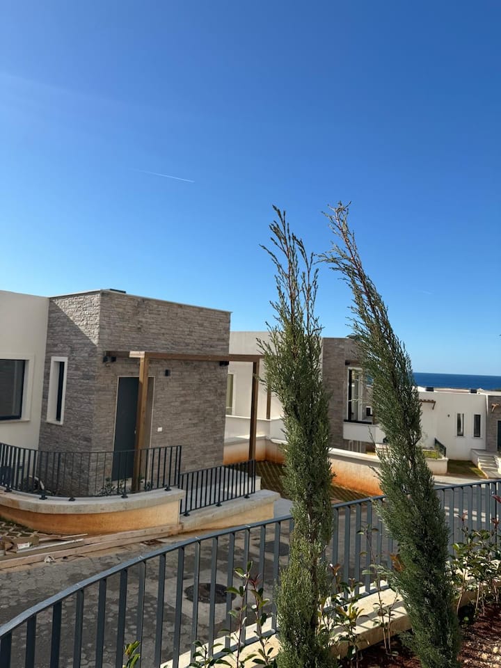 Everbright Seaside Serenity - Dhërmi