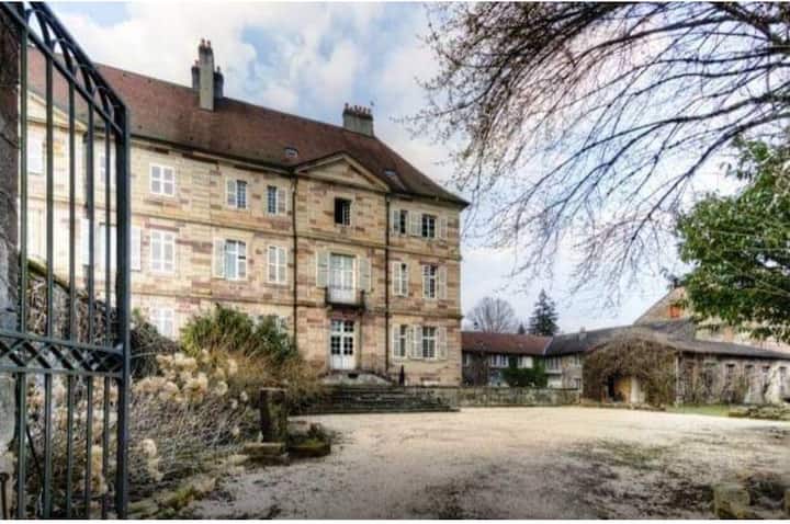 Le Chapitre Maison D'art - Lure