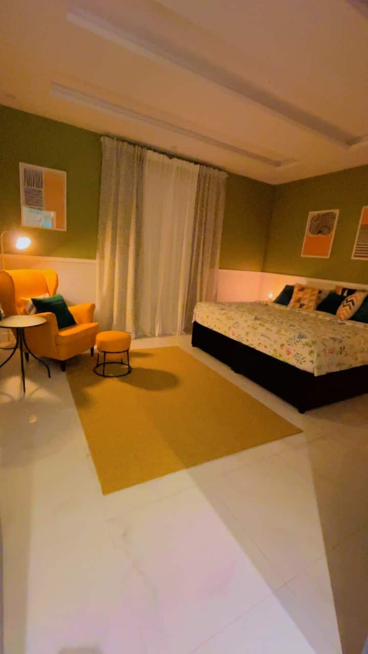 2br Apt W/cinema & Self Check-in - Jeddah