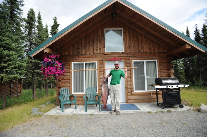 Alaska Red Fish Lodge Furnished Cabin #7 - Sterling, AK