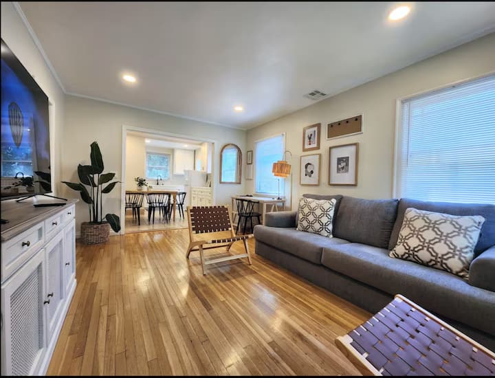 Your Comfortable Pasadena Retreat Awaits! - Pasadena
