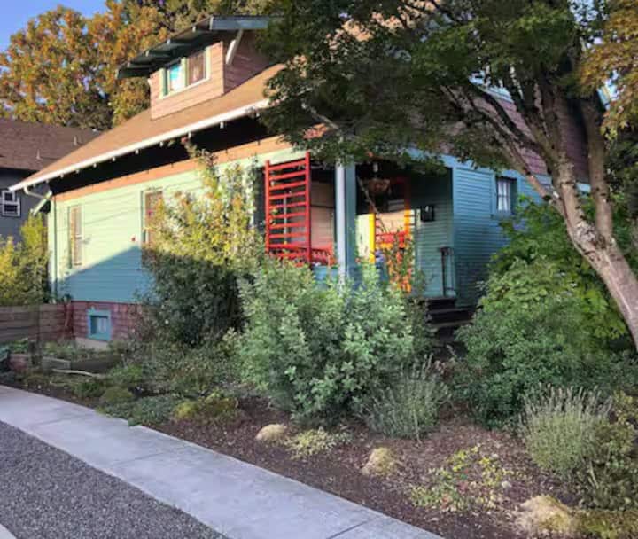 1911 Farmhouse Near Reed College And Trader Joe's - Portland, OR