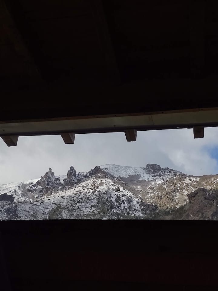 Cálida Casa Entre Montañas. - Bariloche