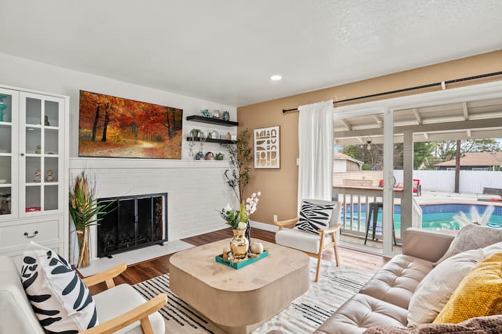 Newly Remodeled 3br With Pool Near Ontario Airport - Claremont, CA