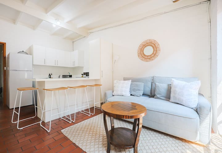 Historic Central Cottage - Melbourne