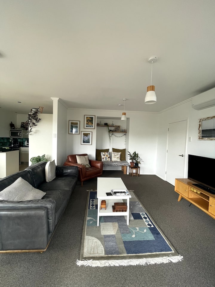 Sunny New Plymouth House - Inglewood