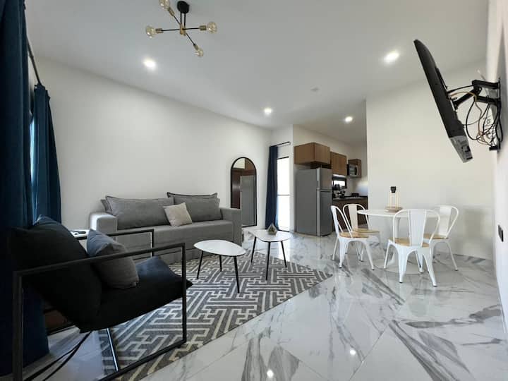 Cozy Condo, Few Steps From The Beach - Mazatlán