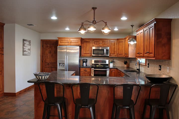 Dog Friendly Guadalupe Getaway - Seguin, TX