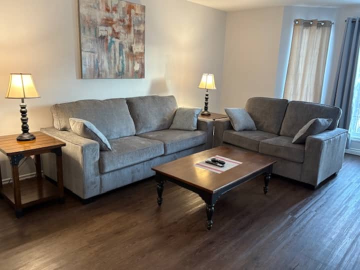 Signature Suites By Oasis Corporate Rentals - Grande Prairie