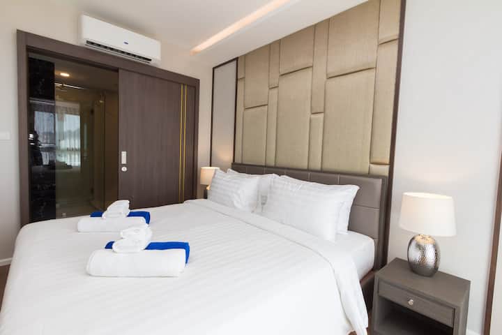 Sea View Glimpse 1 Bd At Surin - Phuket