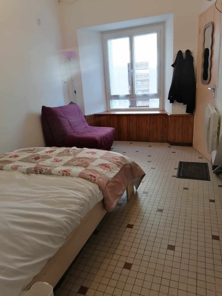 Location Meublé Saisonnier - Chaudes-Aigues