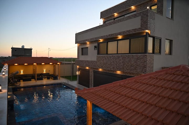 Sky Villa, Luxury And Fun - 安曼省