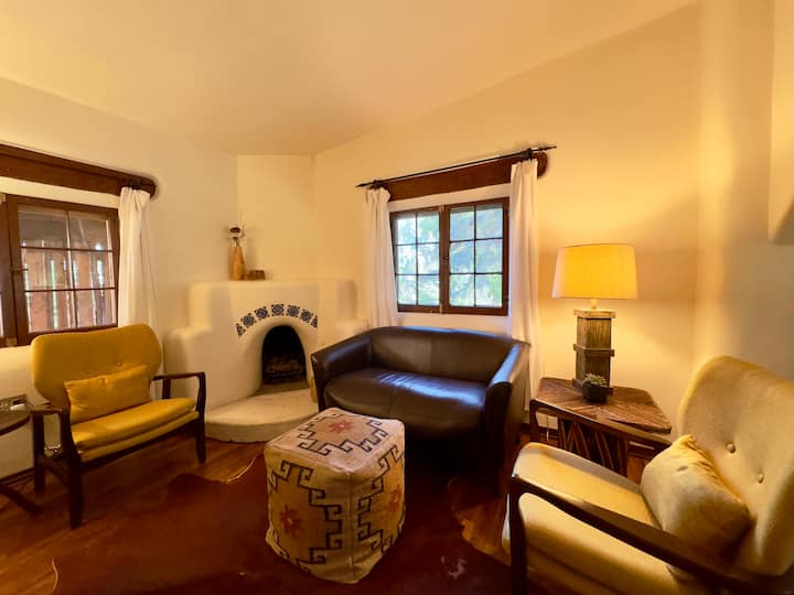 Little Adobe Suite - Taos, NM