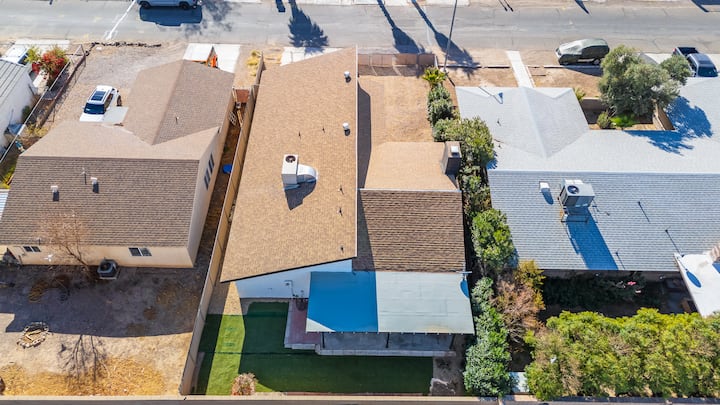 One Block From River | 3bd | Pet-friendly | Bbq - Bullhead City, AZ