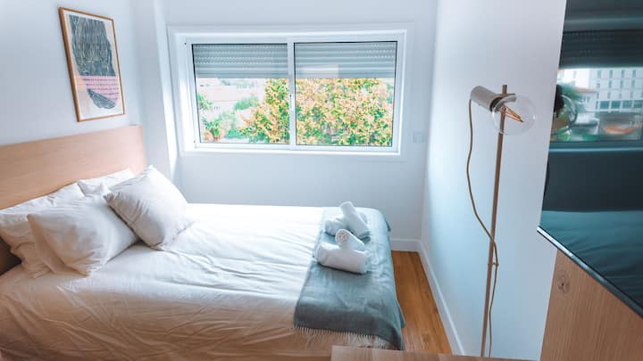 Modern Co-living - Room 13 With Private Bathroom - Porto
