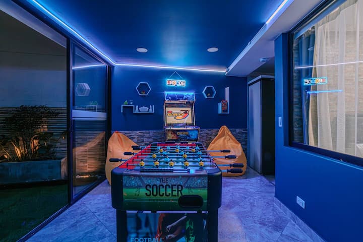 Navidad Acogedora · Sala De Juegos Y Espacios - Medellín