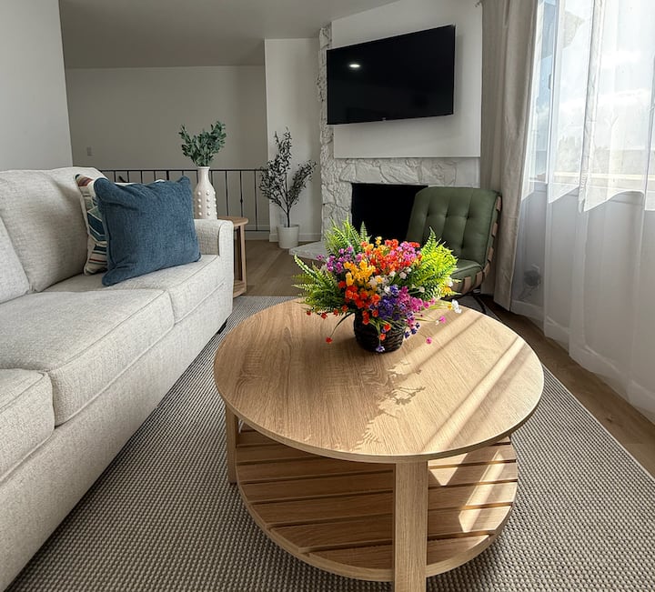 The Floral Terrace By Disney: 2br/2ba - Anaheim, CA