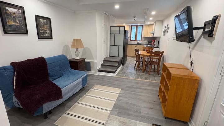 Beau Bachalor  Tout Rénové - Longueuil