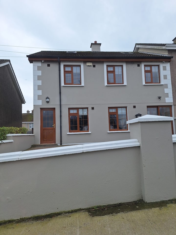 Spacious Home In Seaside Youghal - Youghal
