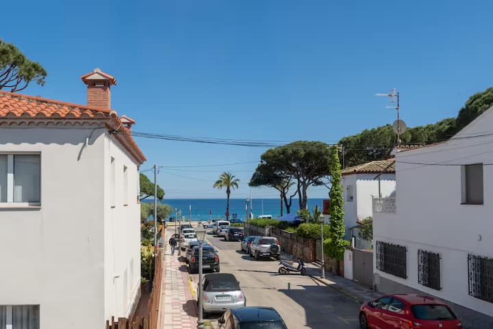 ´Casa Azul´ 7pp Garden/ Wifi /Ac/2nd Line Beach - Malgrat de Mar
