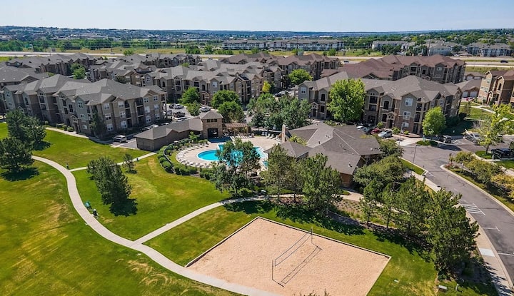 New Penthouse Condo - Parker, CO