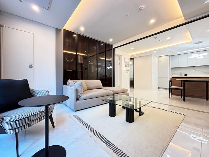 최대3명/ 침대1개 / 거실 침실 분리형/ - ソウル