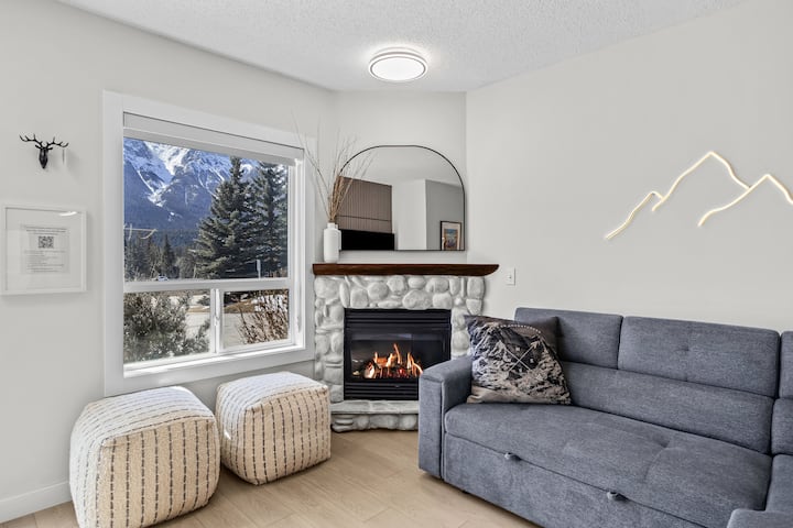 Stunning Mountain View Townhouse *Harvie Heights* - Canmore